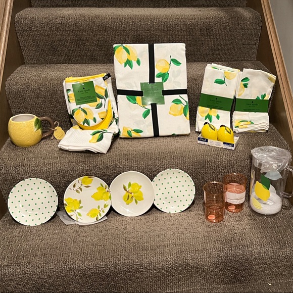 kate spade | Kitchen | Kate Spade Lemon Print Kitchen Set With Plates ...